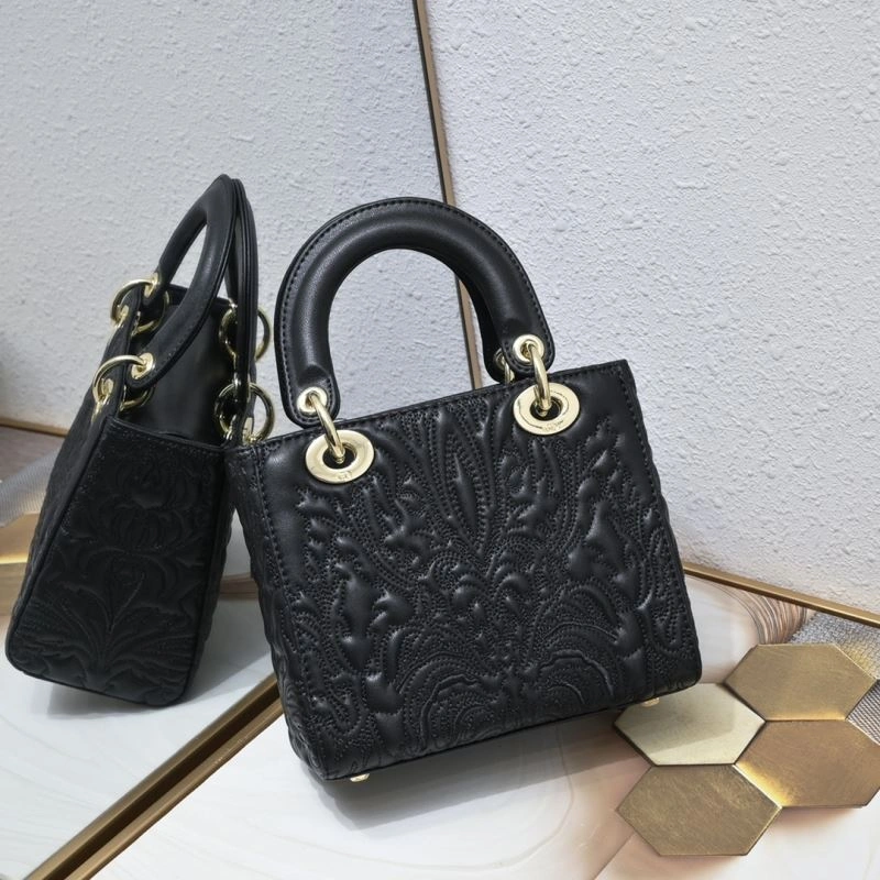 Top match Christian Dior Top Handle Bags