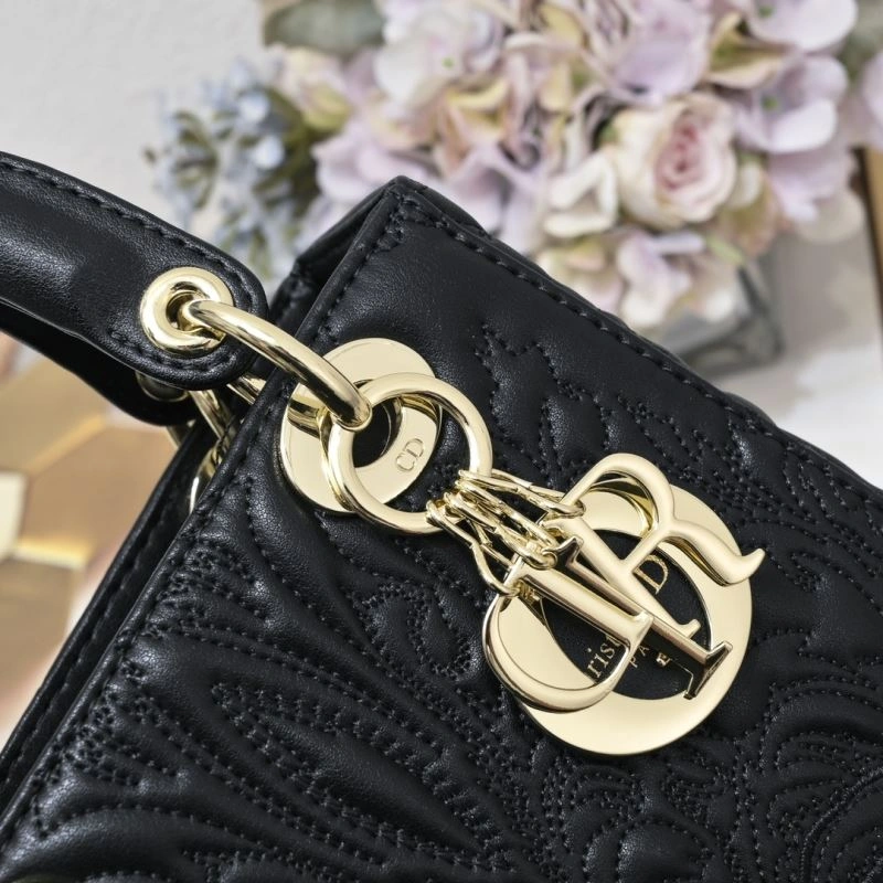 Top match Christian Dior Top Handle Bags