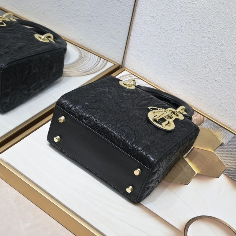 Top match Christian Dior Top Handle Bags