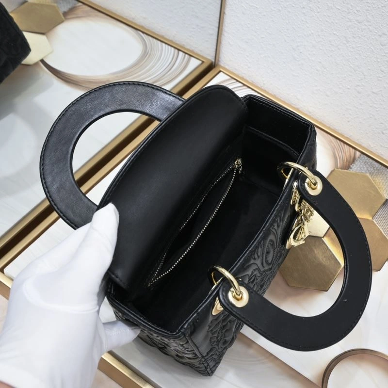 Top match Christian Dior Top Handle Bags