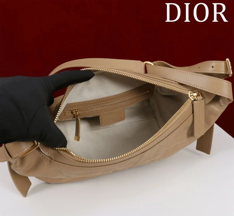 Bargain Christian Dior Top Handle Bags