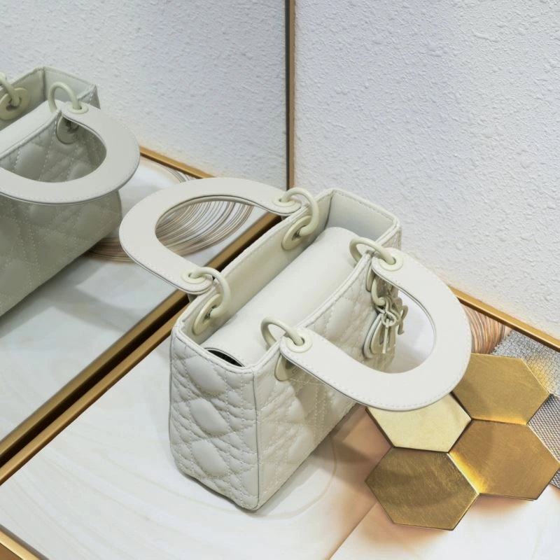 Top match Christian Dior Top Handle Bags