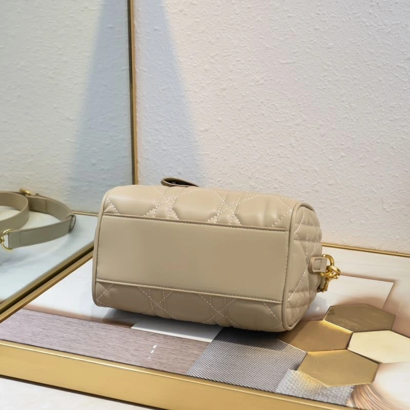 High accuracy Christian Dior Top Handle Bags