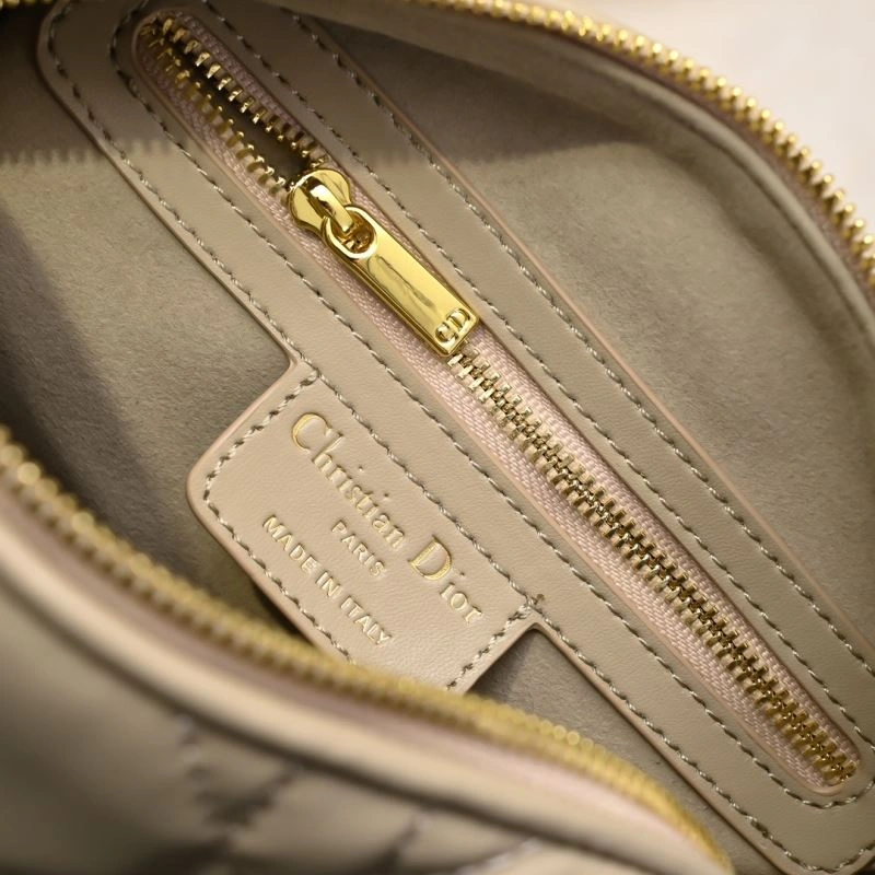 High accuracy Christian Dior Top Handle Bags