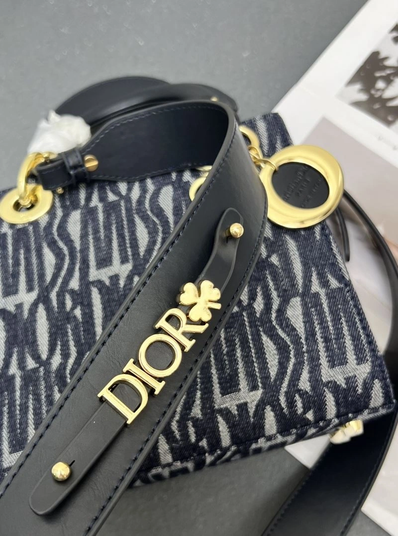 Inexpensive Christian Dior Top Handle Bags