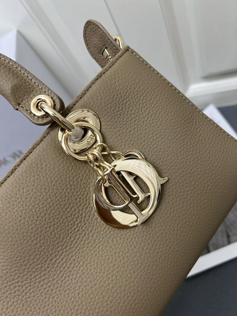 High fidelity Christian Dior Top Handle Bags