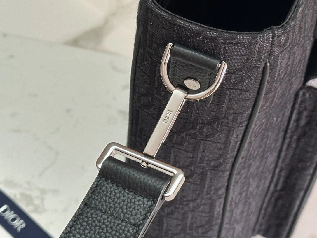 Economical Christian Dior Top Handle Bags