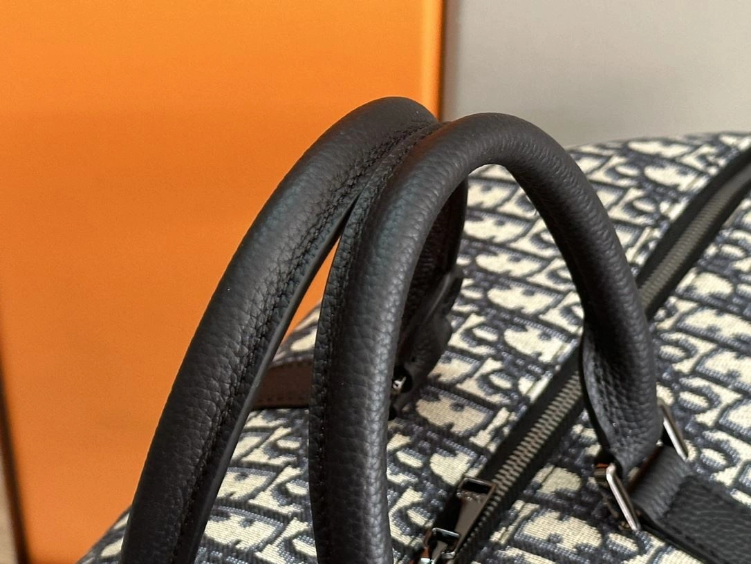 Top match Christian Dior Top Handle Bags