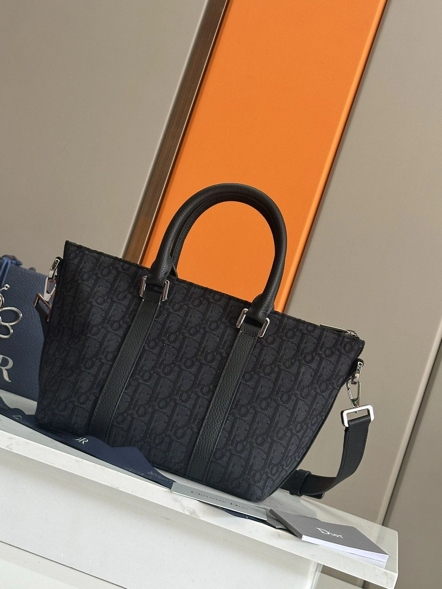 Top match Christian Dior Top Handle Bags
