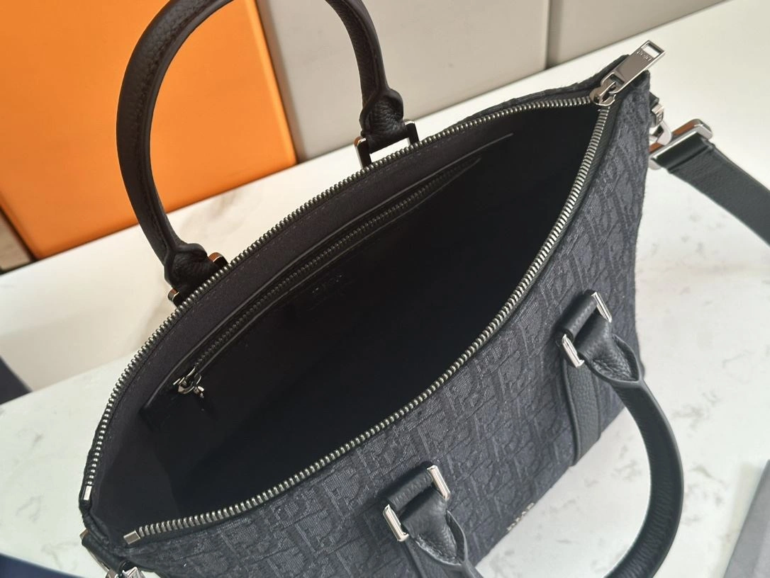 Top match Christian Dior Top Handle Bags