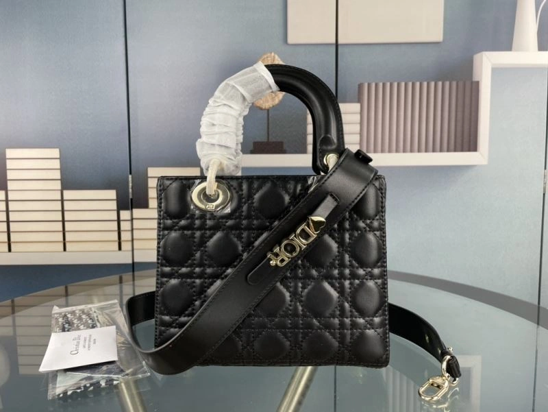 Top match Christian Dior Top Handle Bags