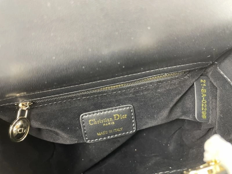 Top match Christian Dior Top Handle Bags