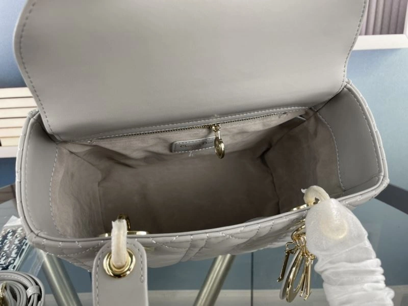 Bargain Christian Dior Top Handle Bags