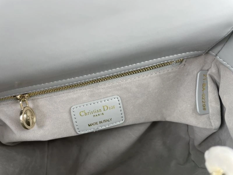 Bargain Christian Dior Top Handle Bags