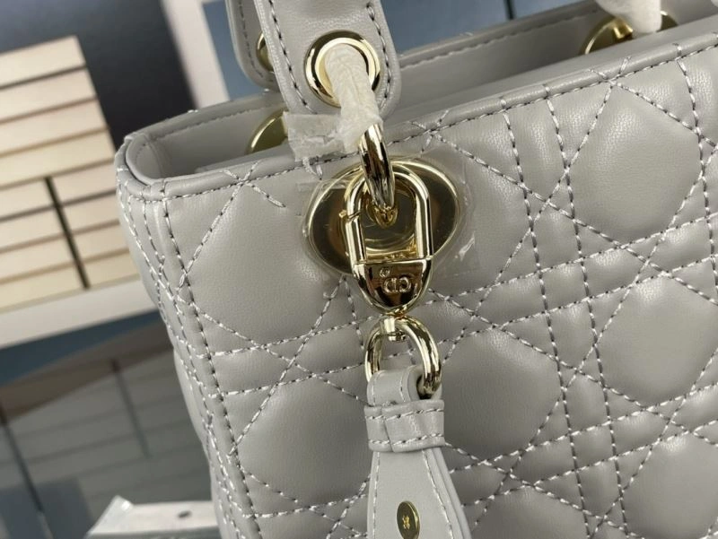 High accuracy Christian Dior Top Handle Bags