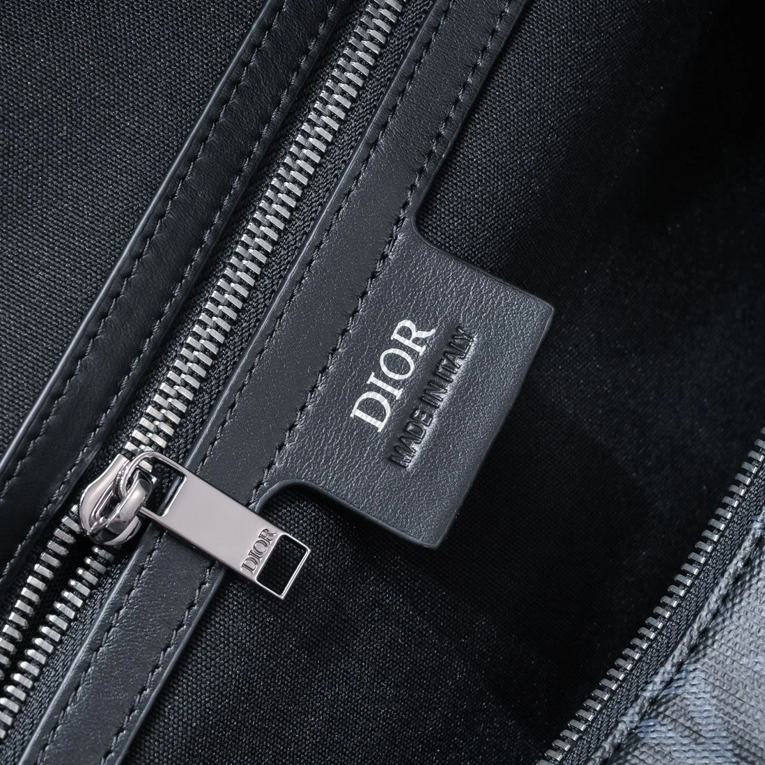 Low-cost Christian Dior Travel Bags