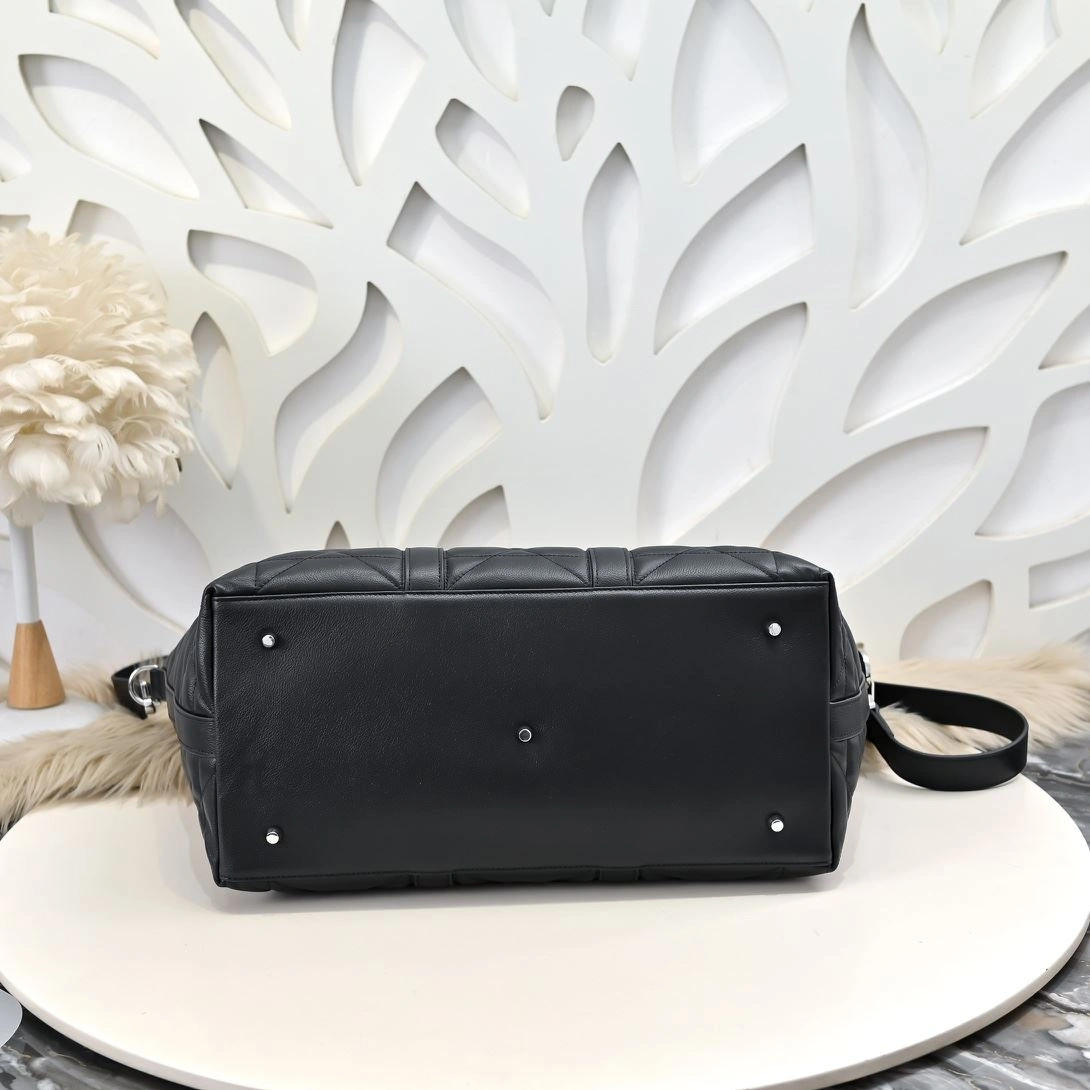 Value-priced Christian Dior Travel Bags