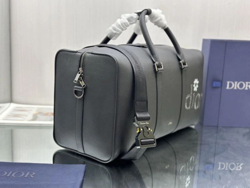 Low-cost Christian Dior Travel Bags