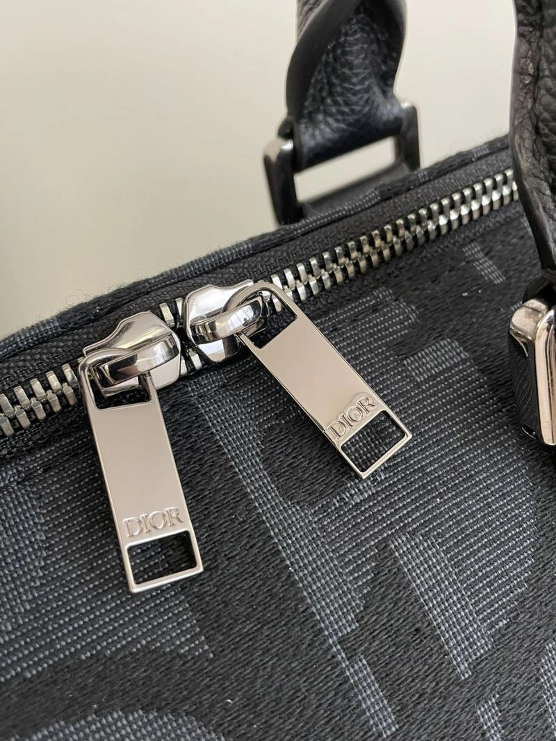 Accurate model Christian Dior Travel Bags