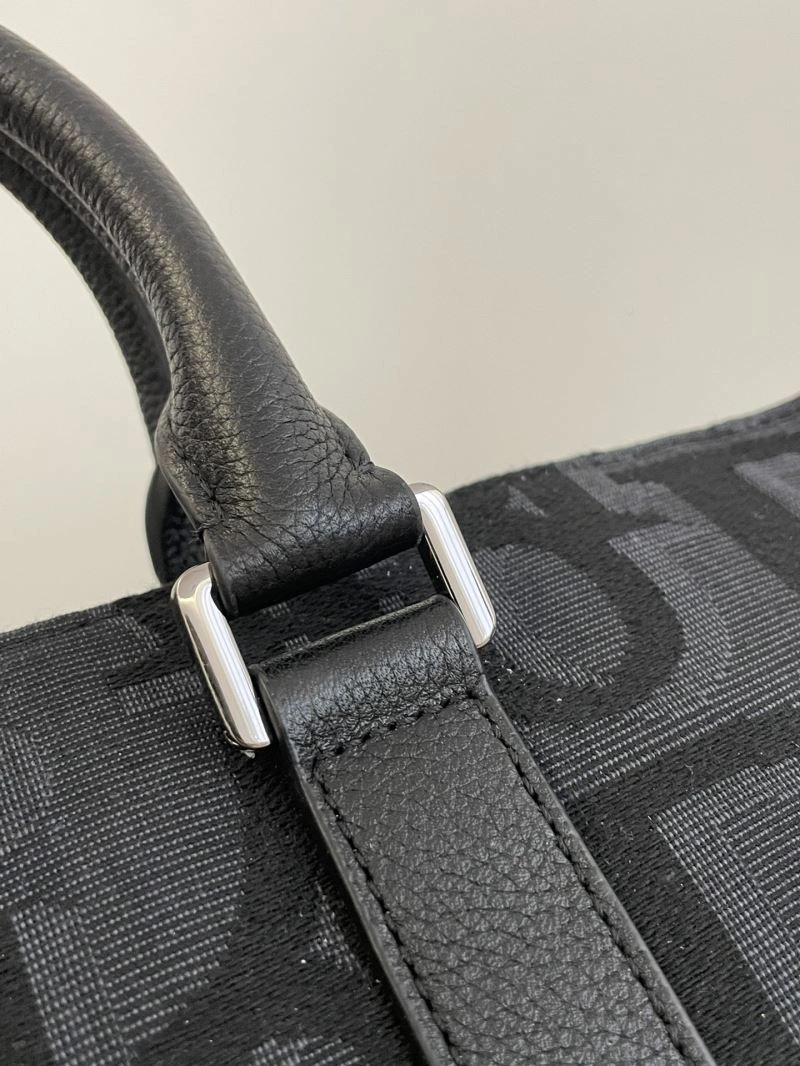 Accurate model Christian Dior Travel Bags