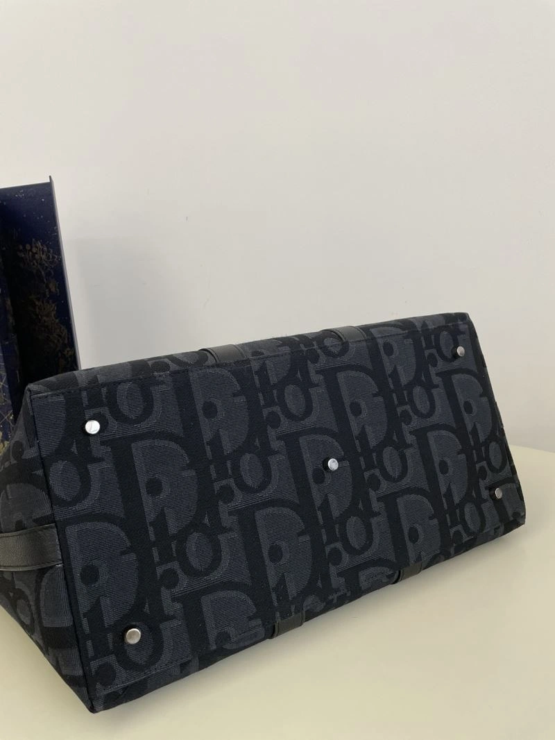 Accurate model Christian Dior Travel Bags