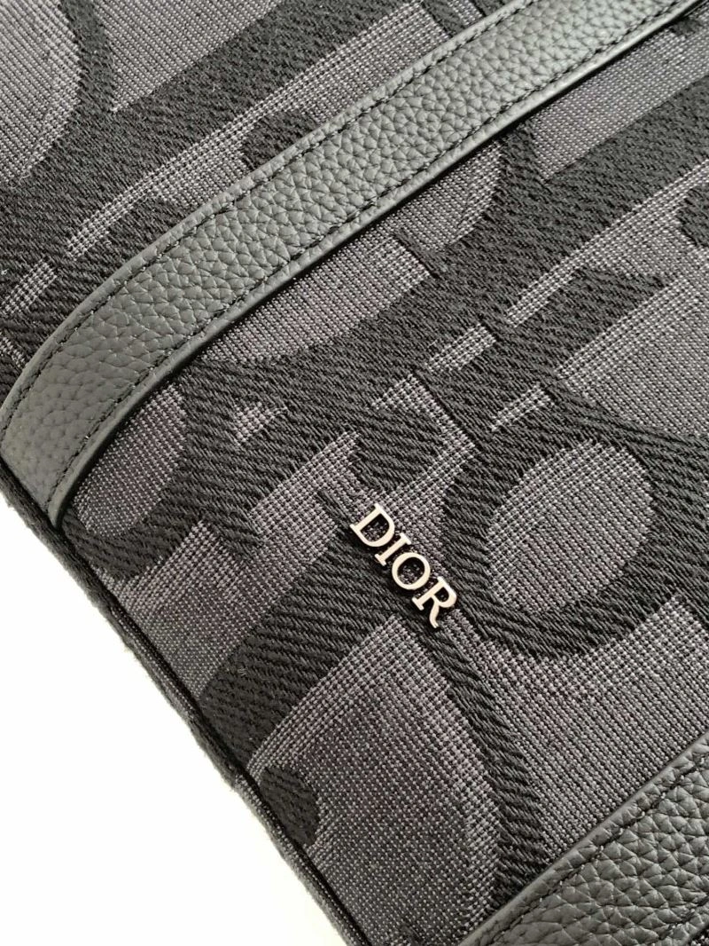 Low-cost Christian Dior Travel Bags
