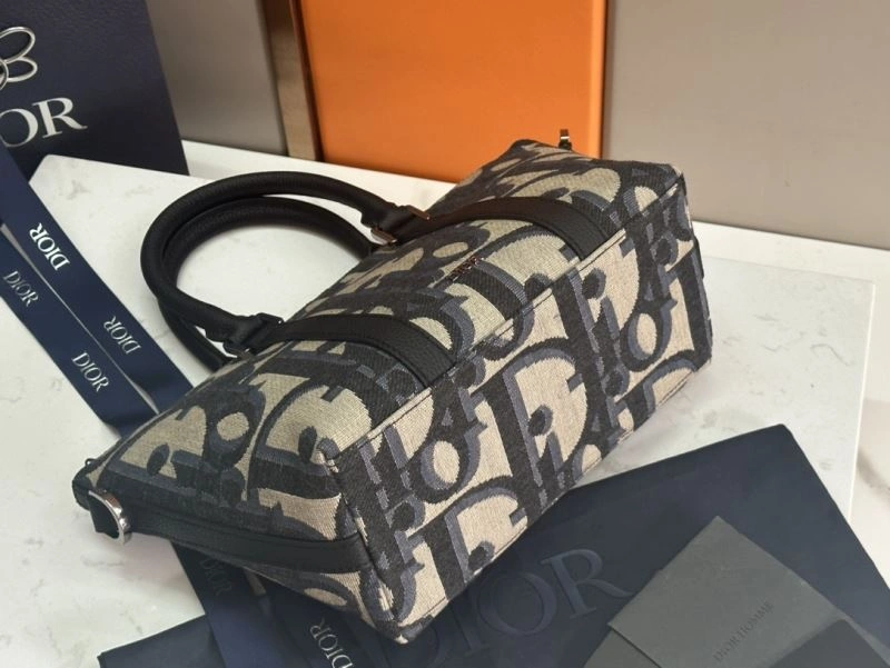 Exact replica Christian Dior Travel Bags