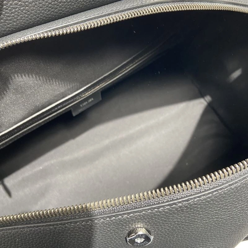 Exact replica Christian Dior Travel Bags