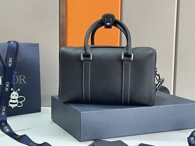 Legit Christian Dior Travel Bags