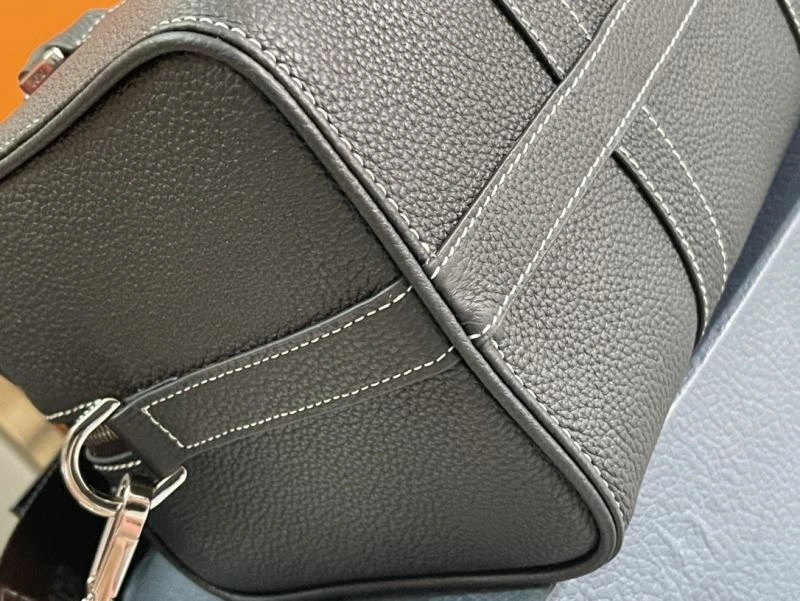 Legit Christian Dior Travel Bags