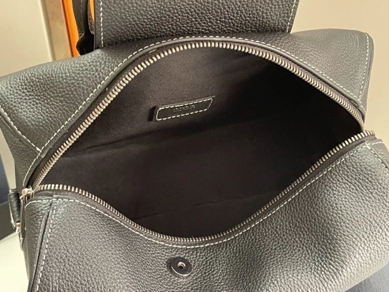 Legit Christian Dior Travel Bags