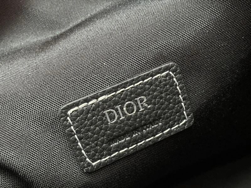 Legit Christian Dior Travel Bags