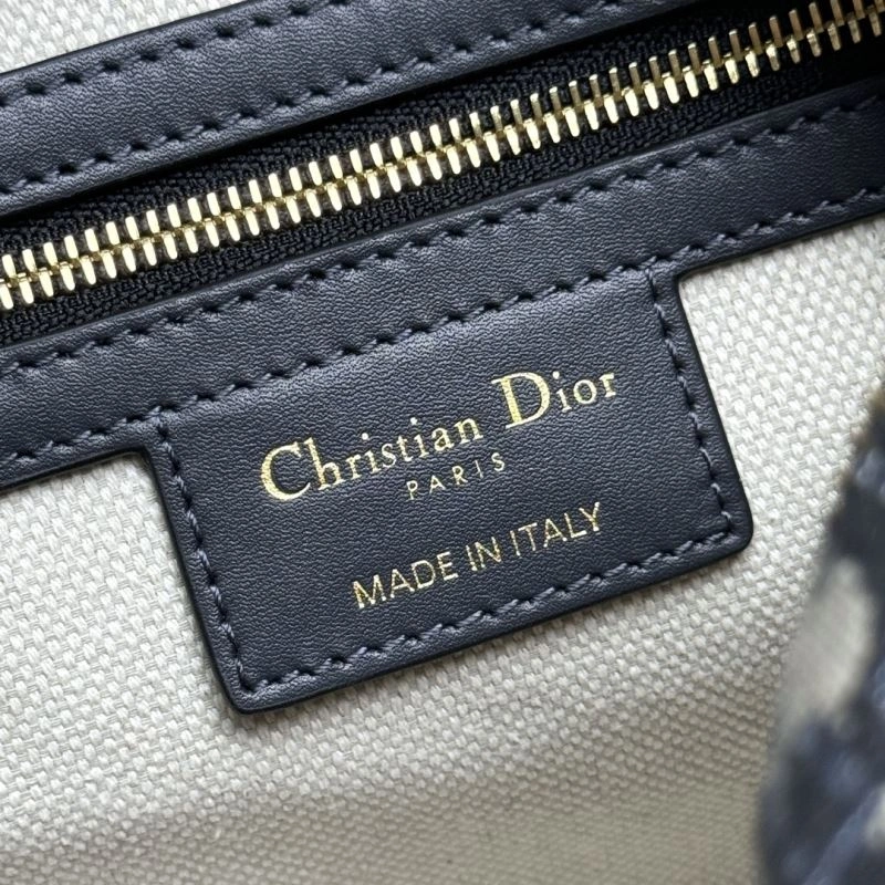 Reasonably priced Christian Dior Travel Bags