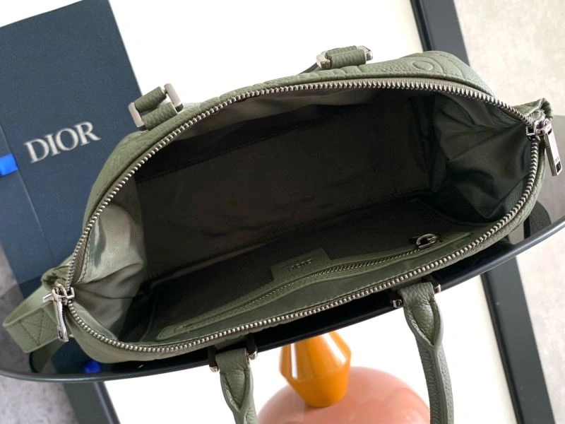 Low-cost Christian Dior Travel Bags