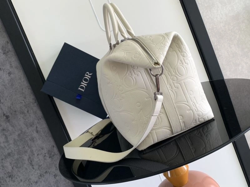Low-cost Christian Dior Travel Bags