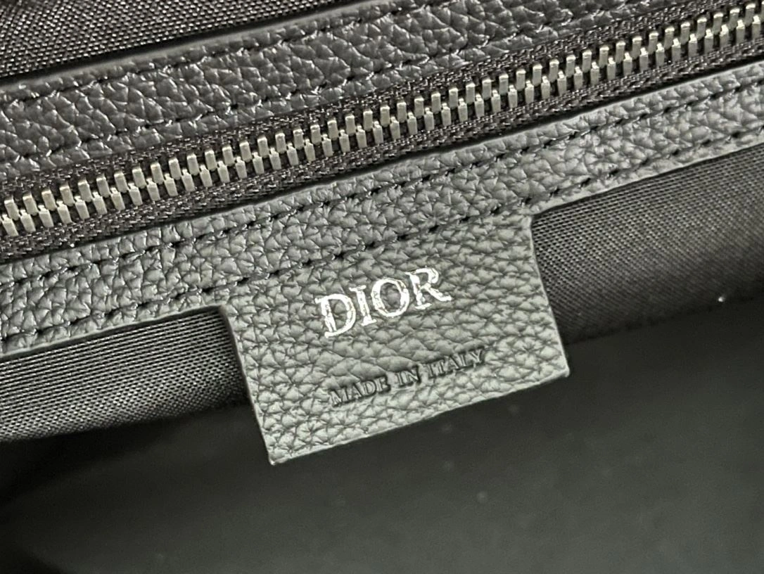 Discounted Christian Dior Travel Bags