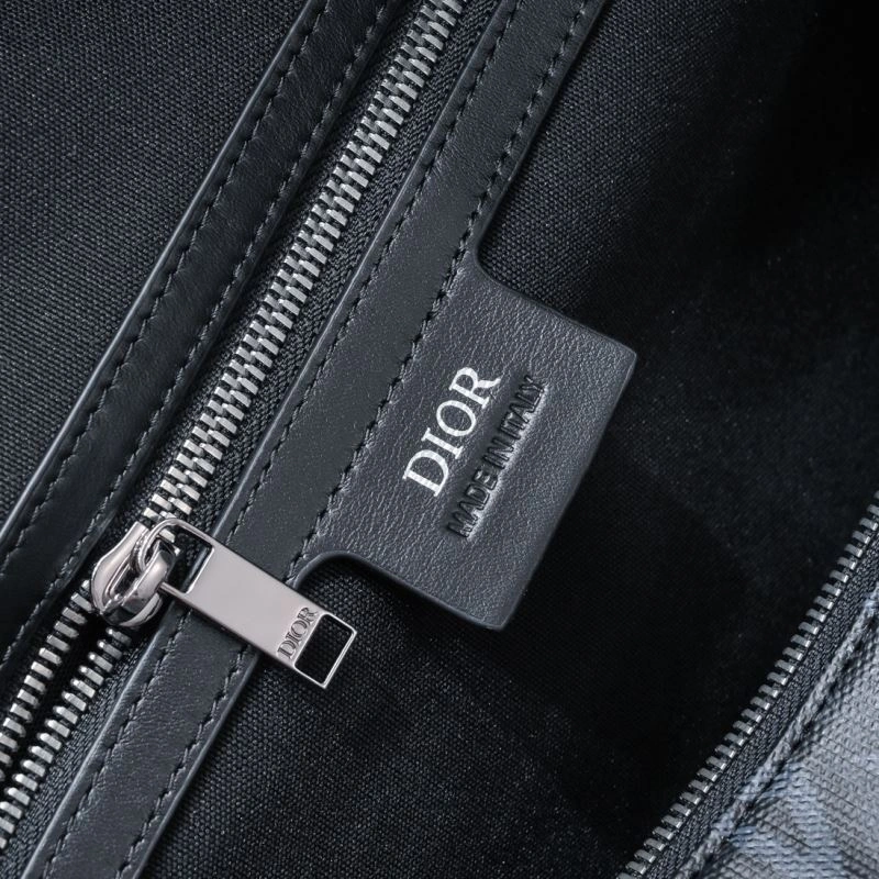 Bargain Christian Dior Travel Bags