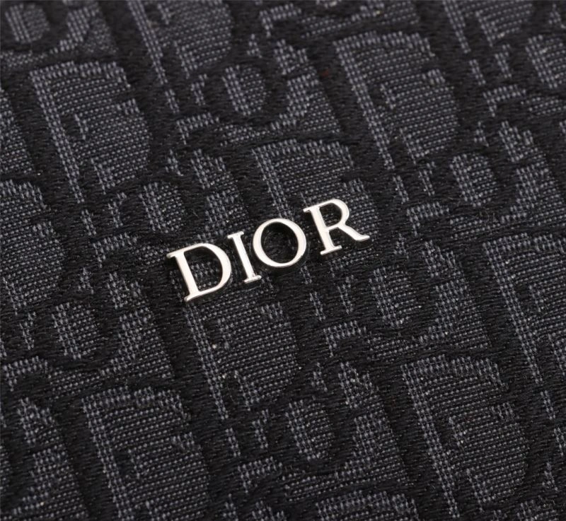 Legit Christian Dior Travel Bags