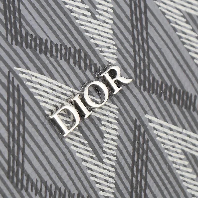 Low-cost Christian Dior Travel Bags