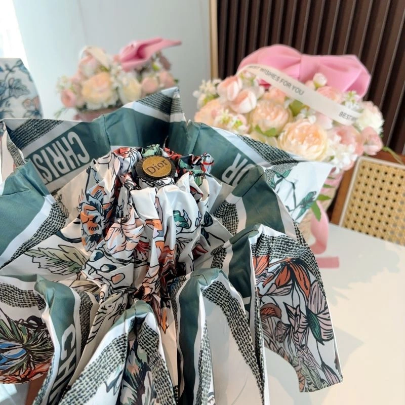 Indistinguishable Christian Dior Umbrella