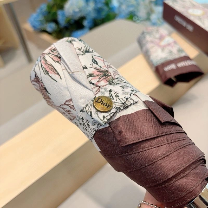 Low-cost Christian Dior Umbrella