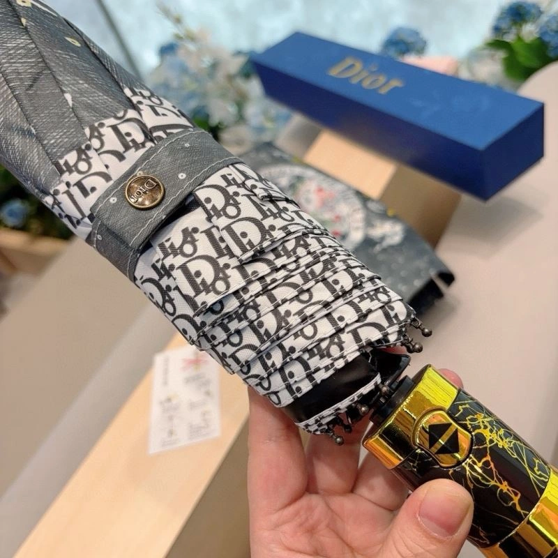 Top match Christian Dior Umbrella