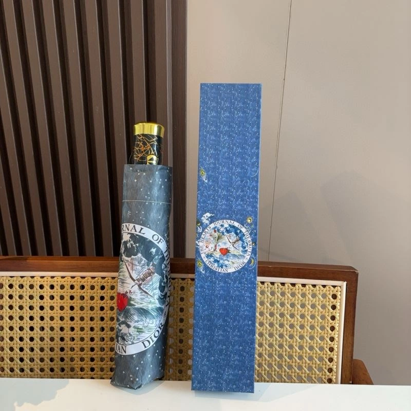 Low-cost Christian Dior Umbrella