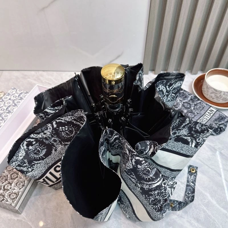 Top match Christian Dior Umbrella