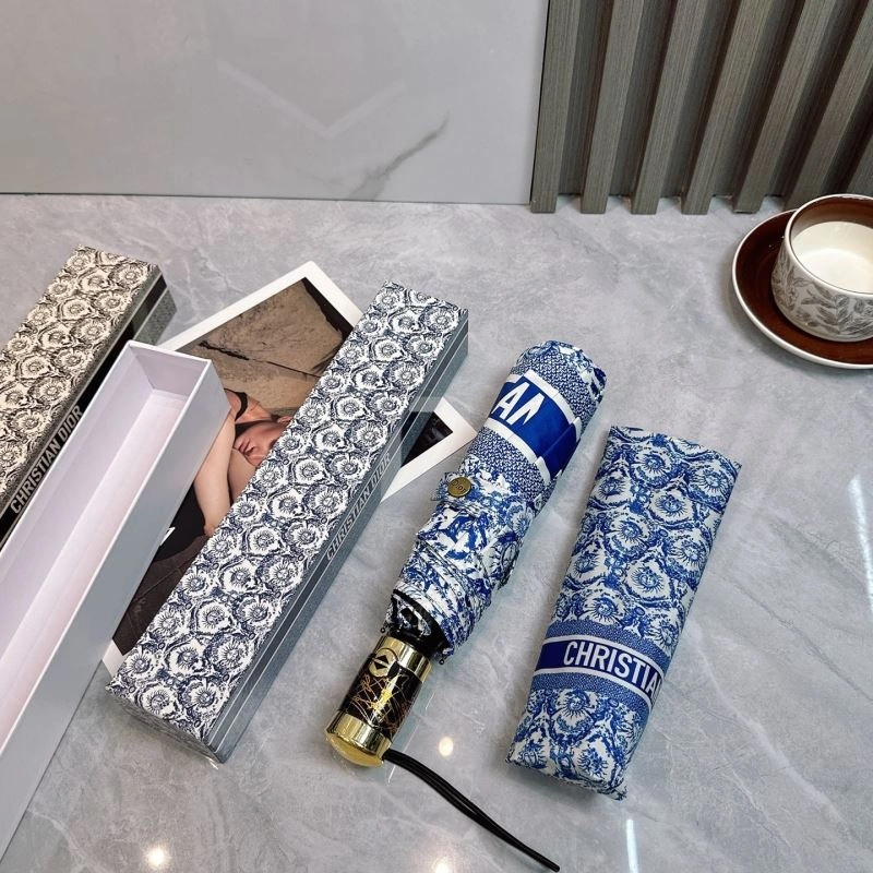 Low-cost Christian Dior Umbrella