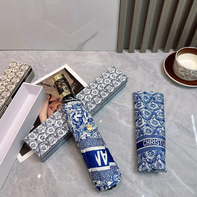 Low-cost Christian Dior Umbrella
