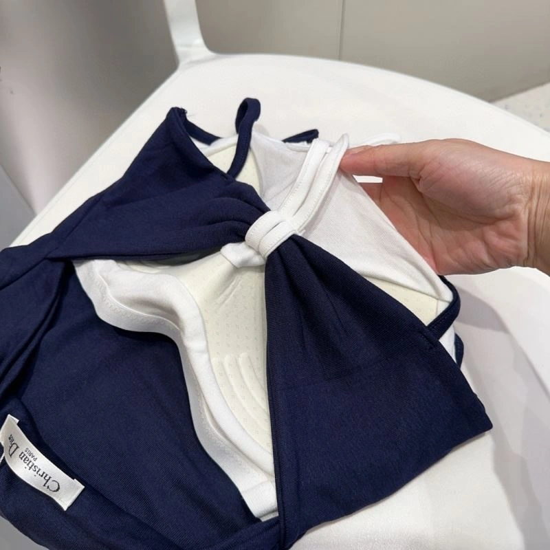 Top match Christian Dior Vest