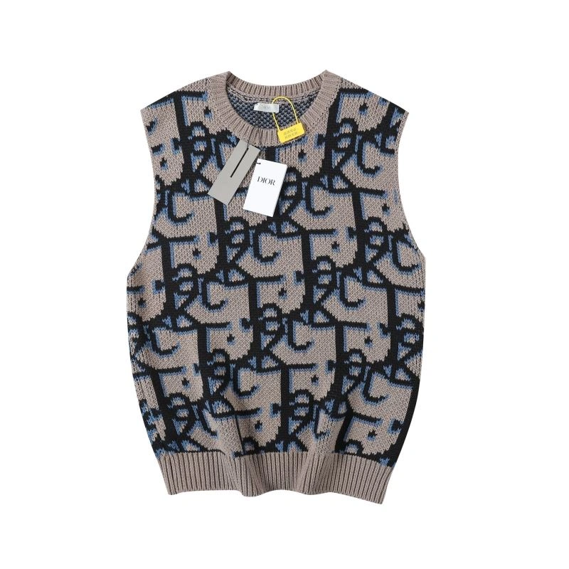 Indistinguishable Christian Dior Vest