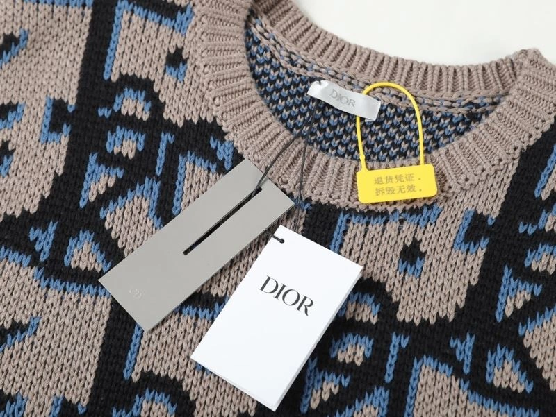 Indistinguishable Christian Dior Vest