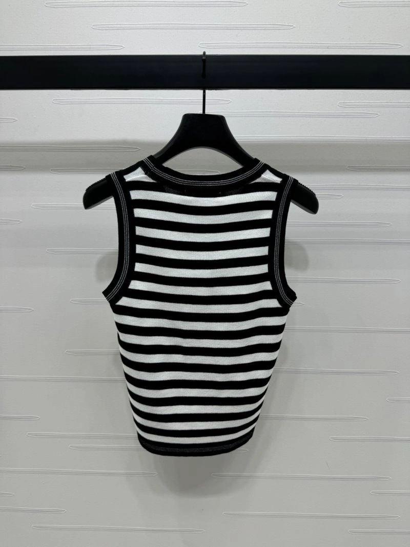 Indistinguishable Christian Dior Vest